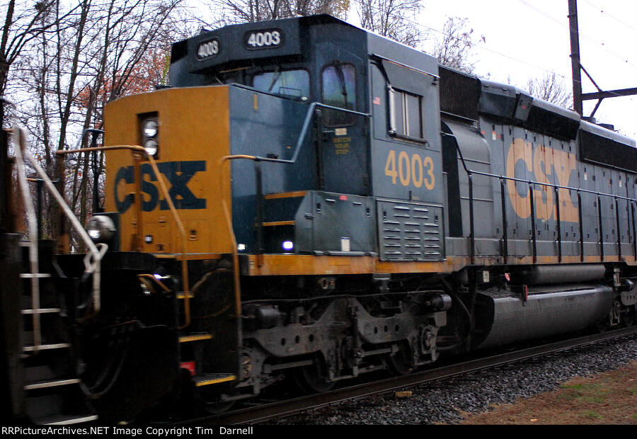 CSX 4003 on K138